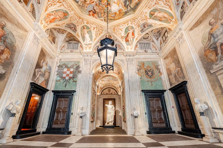 [Garibaldi] Genoa Historic Center And Aquarium - Genoa