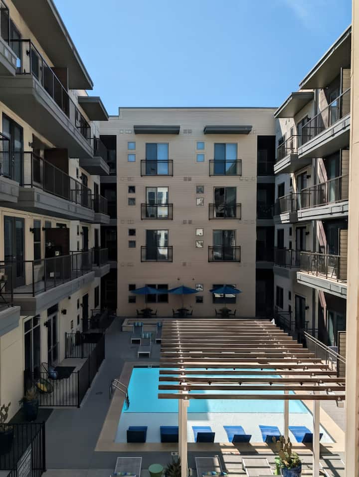 Modern
Comfortable/secure 1 Bed In Central Austin. - Austin, TX