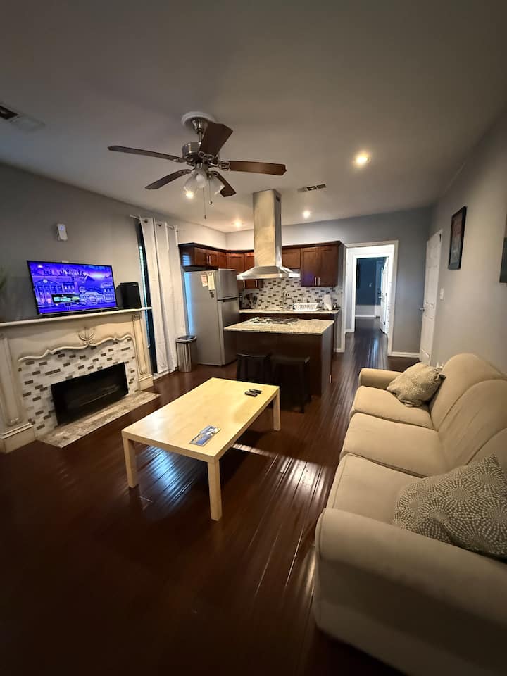 Duplex In Bishop Arts - Dallas