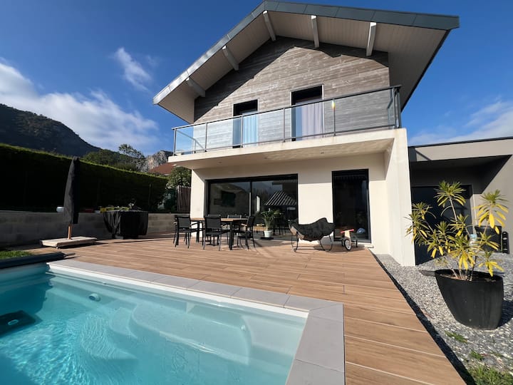 Villa à 300m Du Lac D’annecy - Lake Annecy