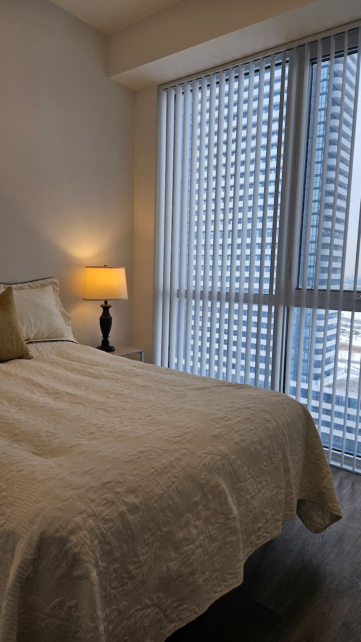 Brand New Luxury 1.5-room Condo - Vaughan