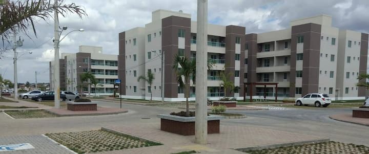 Apto Confortável Com Suíte E Varanda - Feira De Santana