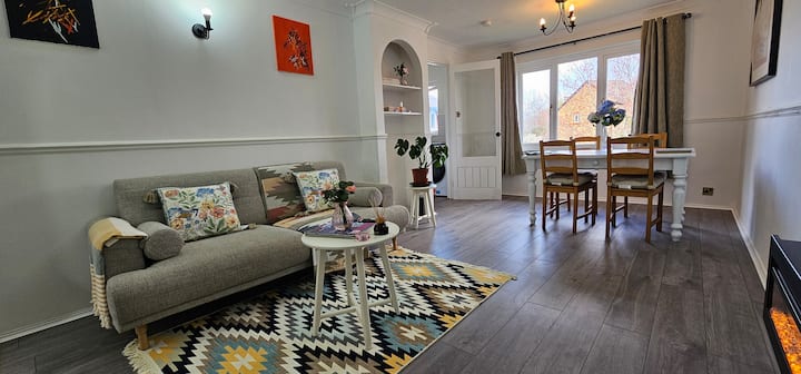 Spacious|2br Flat| Contractors| Travellers Welcome - Croydon, UK
