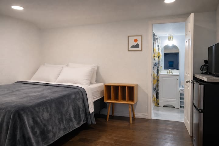 Little Cloud Retreat - Lake Mary Jane, FL