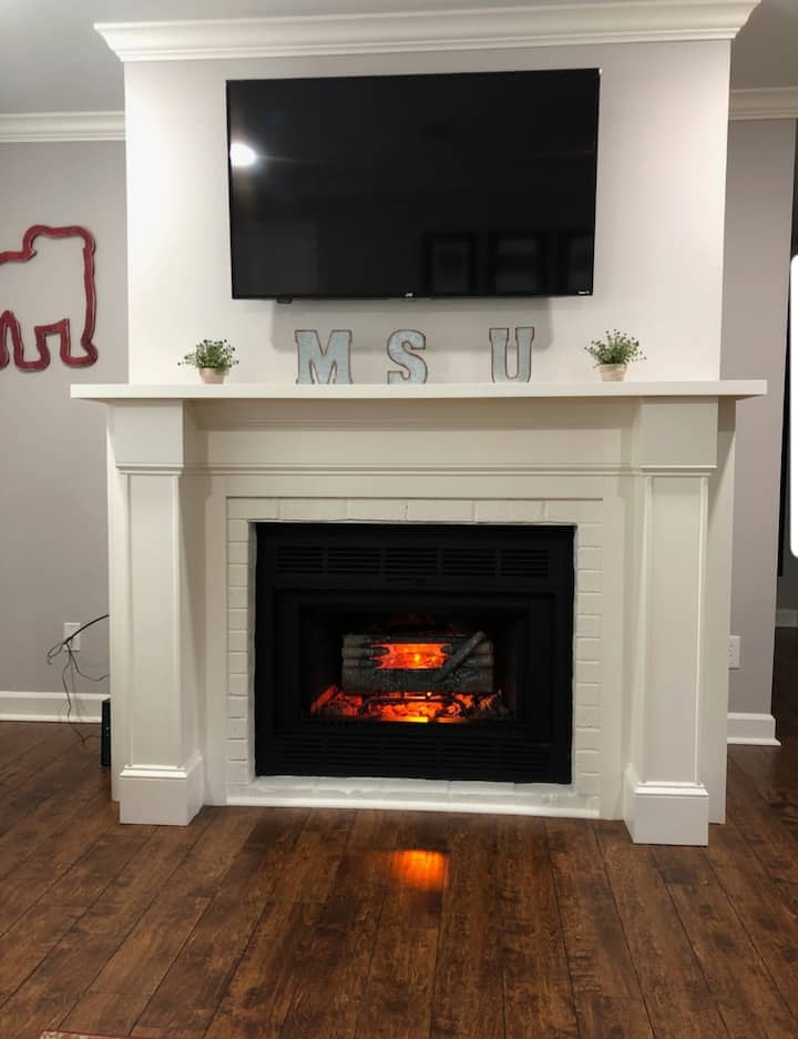 Mississippi State Condo-next To Campus - Starkville, MS