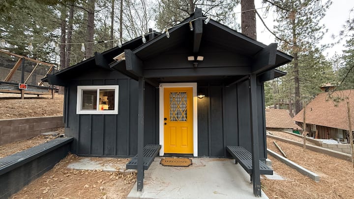 Cabin In The Mountains By The Lake - Running Springs, CA