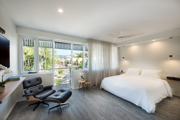 Designer King Room - Village View - Airlie Beach