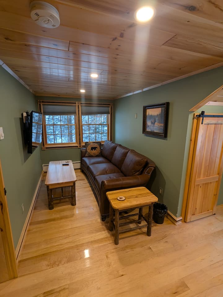 Suite At Dunwerkin Lakehouse - Tupper Lake, NY