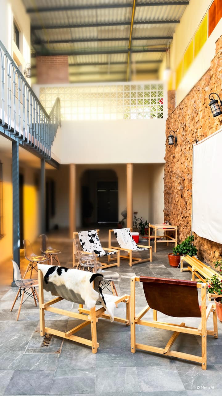 Barrio Antiguo Casona Centrica Moderna Poliforum - León