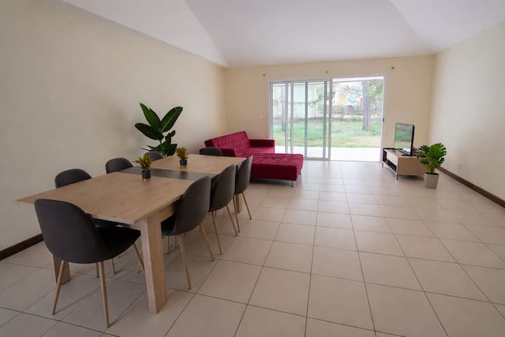 Villa F6 Spacieuse Avec Jardin – Lot. Bellevue - Nouvelle-Calédonie