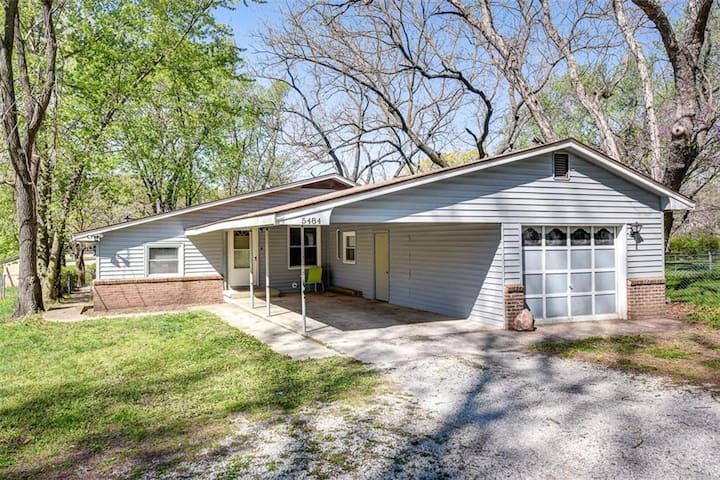 World Cup Headquarters - Parkville, MO