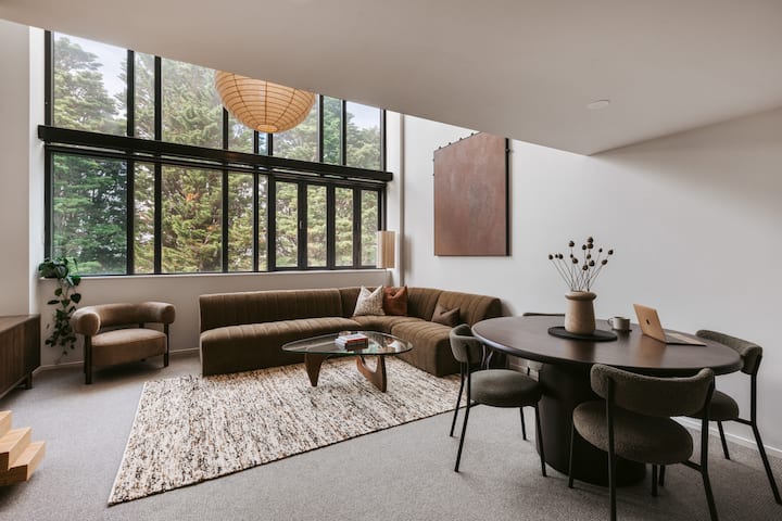 Tree Tops Loft ~ Mount Maunganui - マウント・マウンガヌイ