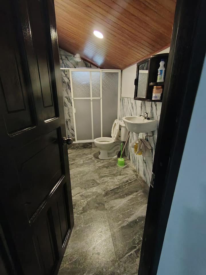 Moderno / Elegante
Suite Moderna Y Cómoda En Macas - Macas