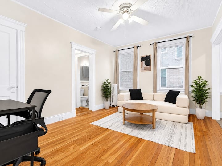Charming 1br Apt In Boston W/ Roku Tv! - 브루클라인