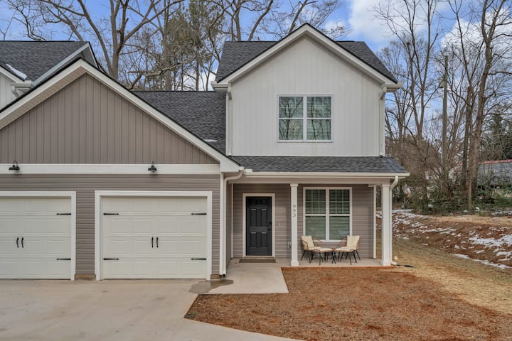 Textile Stay- Comfy Home Near Downtown Spartanburg - Spartanburg, SC