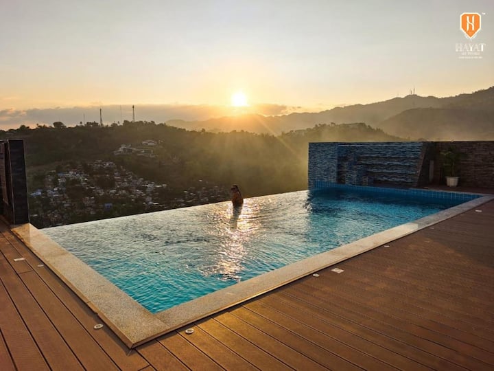 2 Br W/ Balcony + Infinity Pool + Gym - Cebu