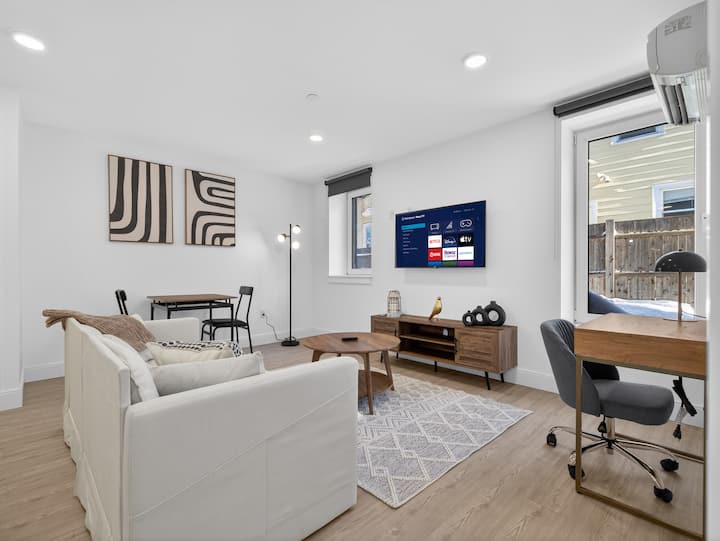 Luxury 2br | Free Parking | Harvard/bu | Roku Tv - Boston, MA