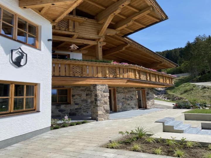 Lodge Alpin De Luxe Avec Piscine Et 2 Saunas - Wagrain
