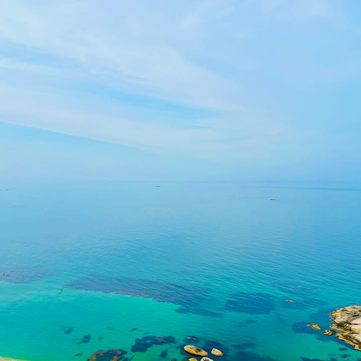 [오픈할인] 파노라마오션뷰 등대해변 바나나하우스 - Sokcho-si