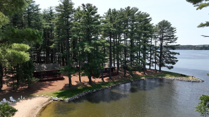 Waterfront Peninsula Cabin - Wisconsin Dells, WI