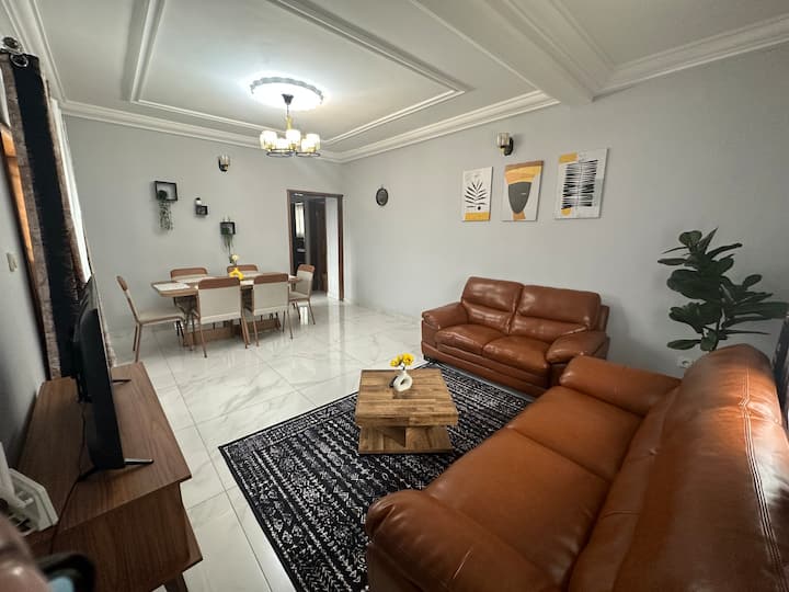Classy, Relaxing Guesthouse - Cameroon