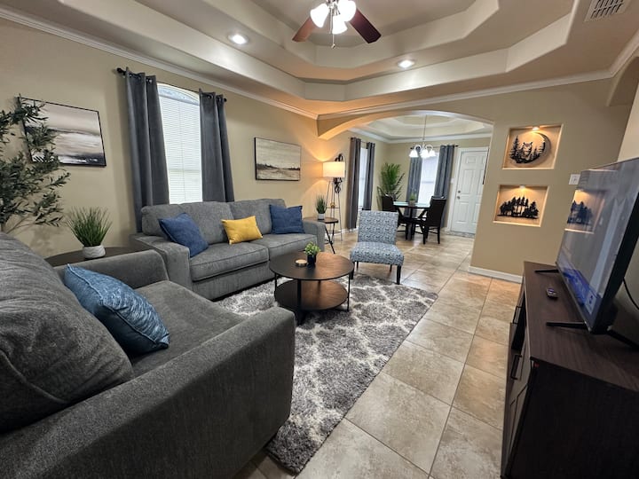 Cozy Apartment With 4 Beds - McAllen, TX