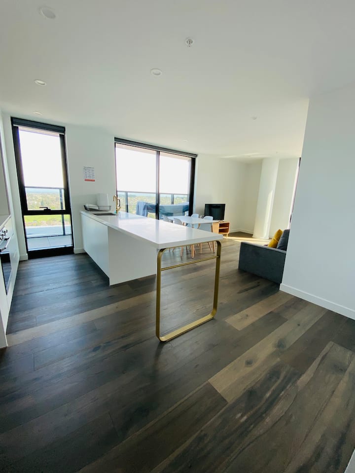 Central Box Hill 2br 2ba Apt - Box Hill