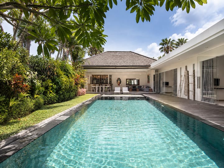 Elegant 3br Oasis In The Heart Of Seminyak - インドネシア
