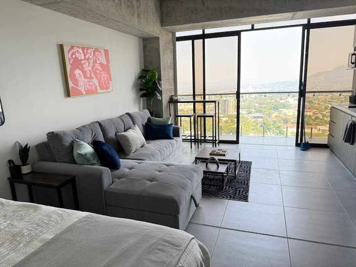 Chic San Benito Studio - San Salvador