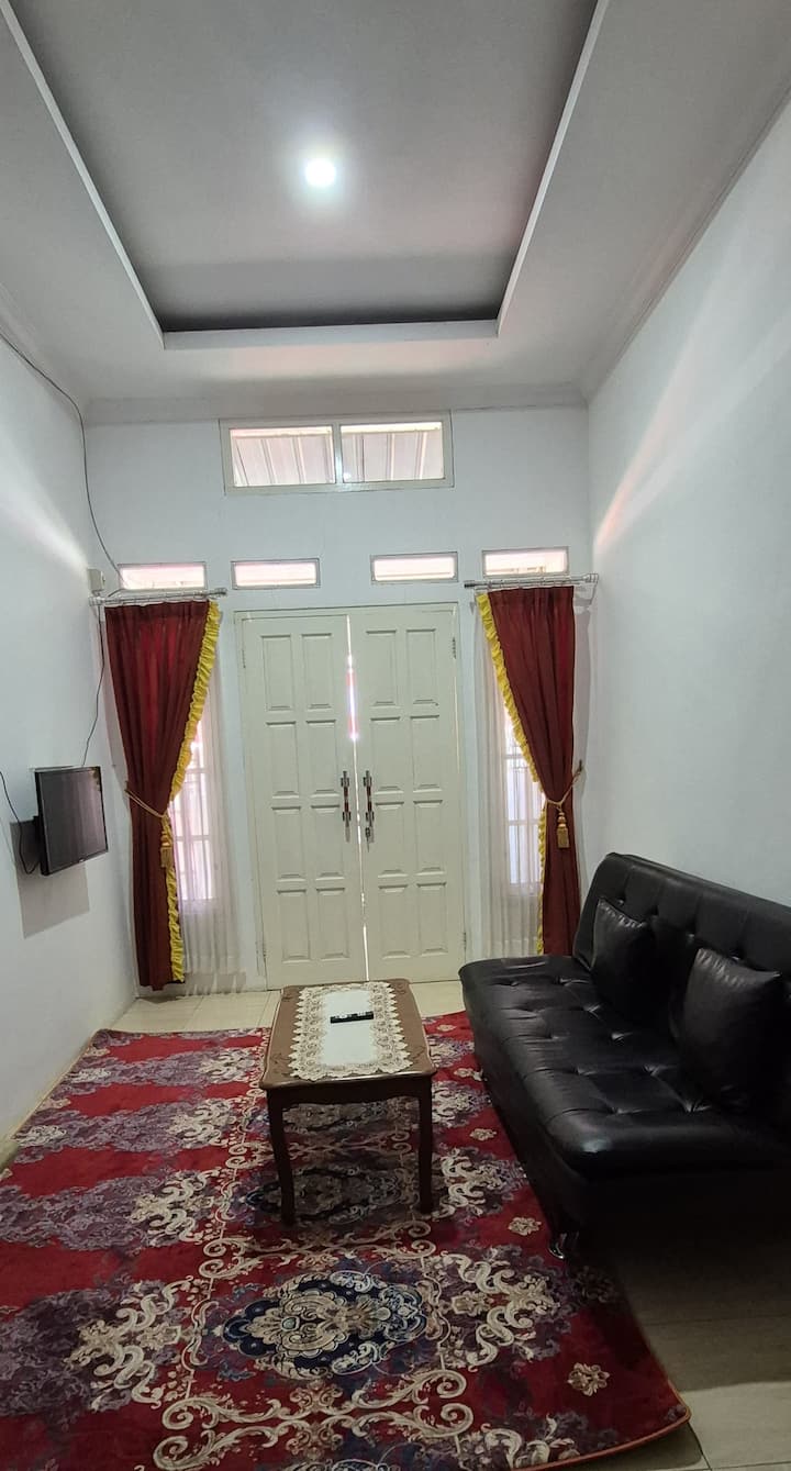 Villa Selabintana
Dirda House, Sukabumi - Sukabumi