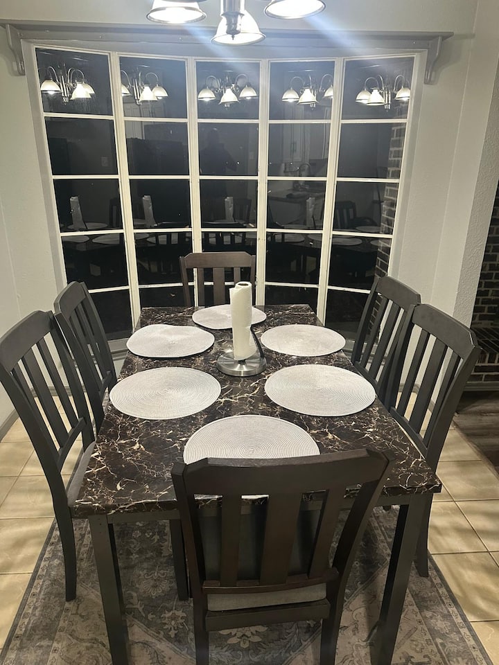 Cozy 3br Iris Lane, Arlington - Arlington, TX