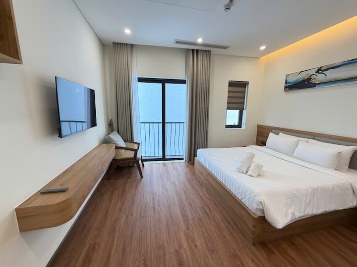 Cossy/ Best-seller 1bd - 5 Mins To Beach - Washer - Da Nang
