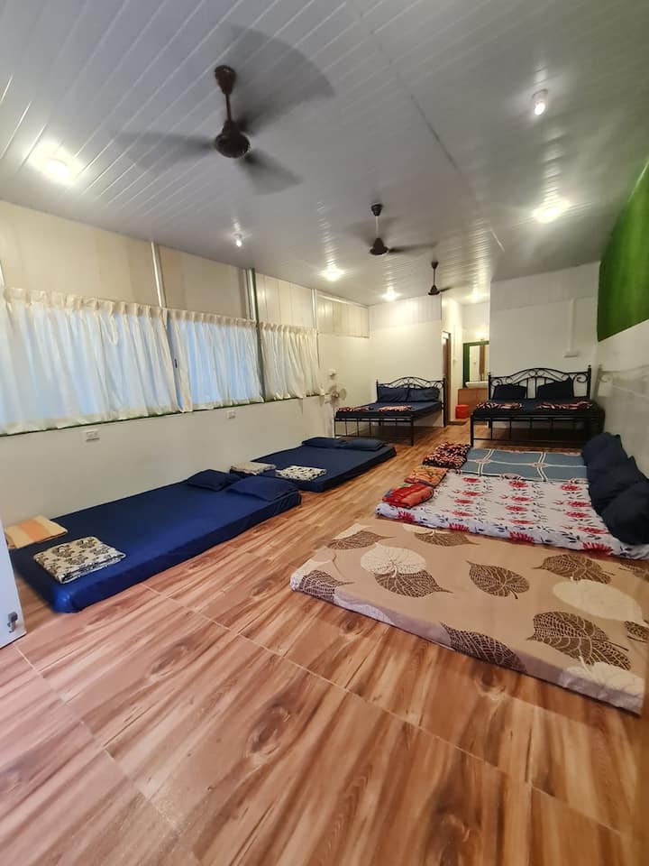 Large Group Stay In Gokarna | 2 Bathrooms | Budget - Gokarna