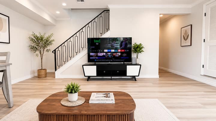 Luxury Semi-detached Villas, In Heart Of Arcadia - Pasadena, CA