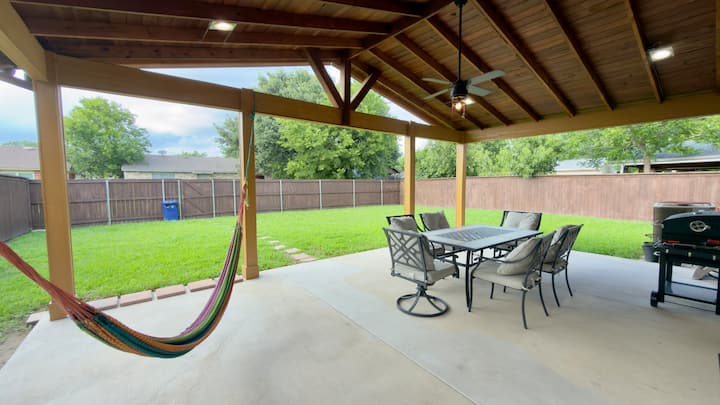 3 Bdr Patio+ Hammock Retreat By Lake - 12 Min At&t - Cedar Hill, TX