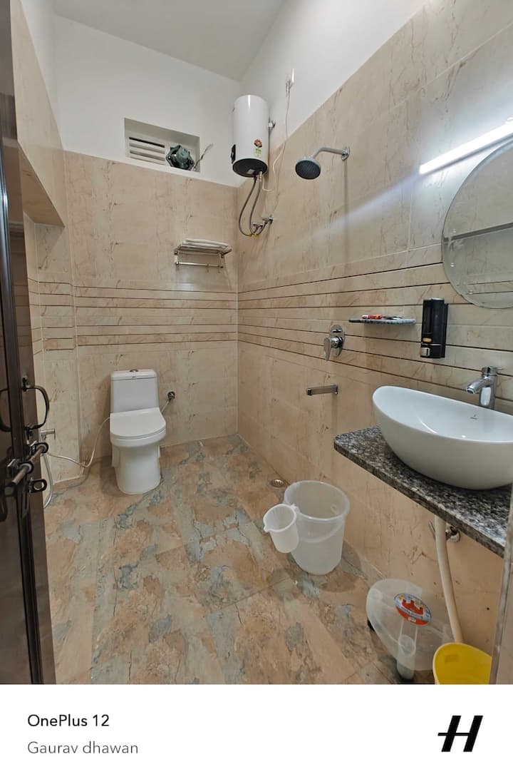 Kaashi Villas - Room 3 - Mughalsarai