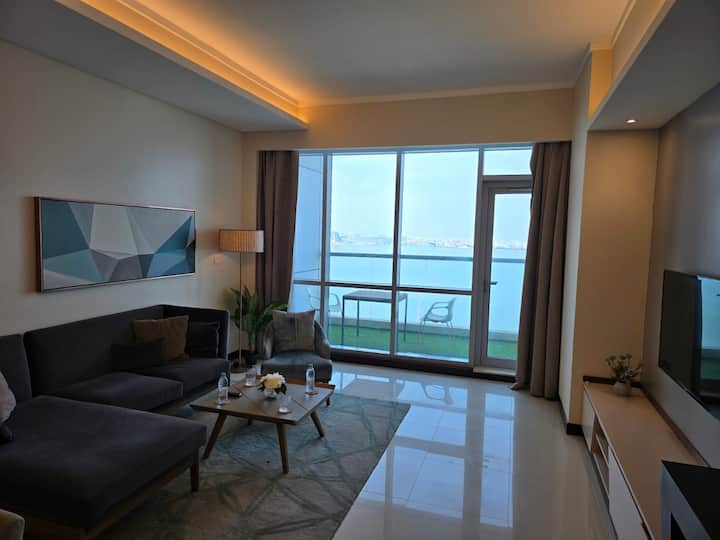 Blue View 3 Bedrooms Apartment - Manama
