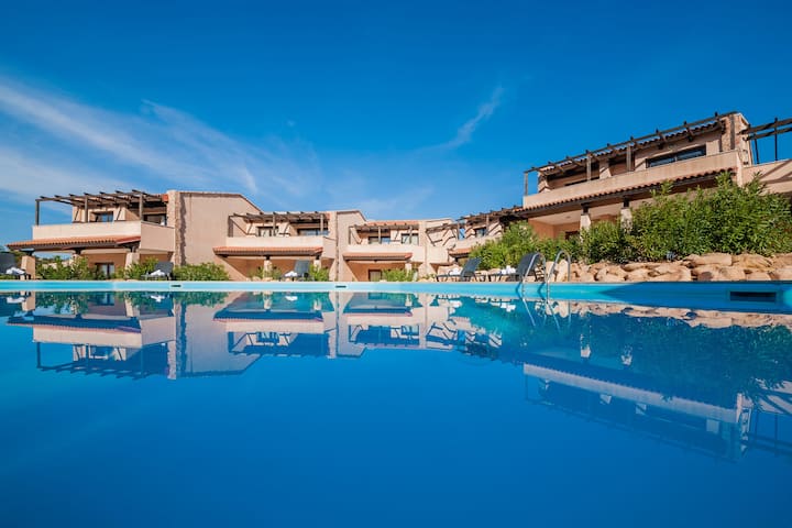 Moderno Trilocale Con Piscina Gravina Residence - Costa Paradiso