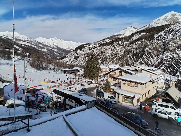 Exceptionnel Studio Vue Pistes Du Seignus - Colmars