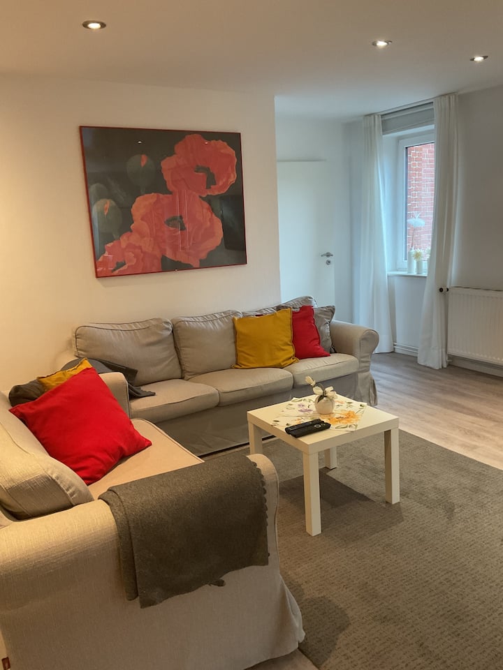 Terrassenwohnung Mit 2 Schlafzimmern - Kiel