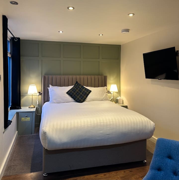 Town Centre Inn - Cozy Double Room Inc. Breakfast - Harrogate