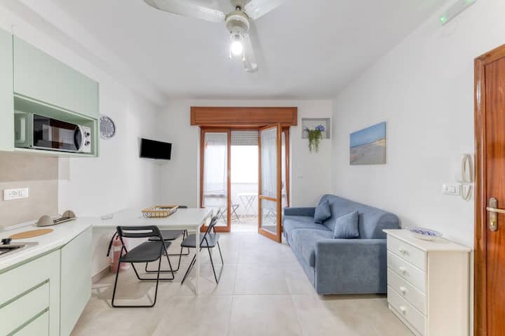 Appartamento Centrale A 600 M Dalla Spiaggia - Torre San Giovanni