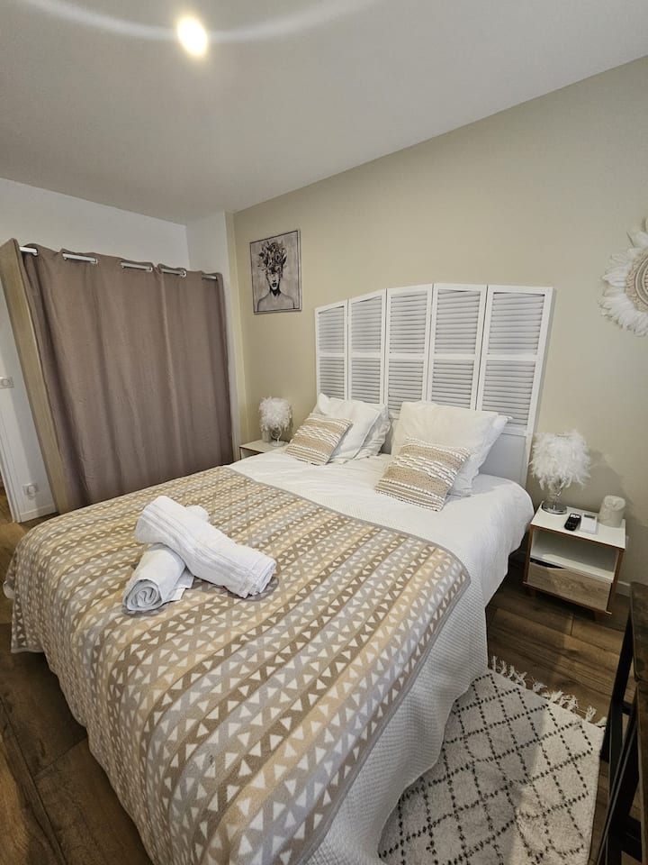 Chambre Plume Avec Salle De Bain Privée - Essonne