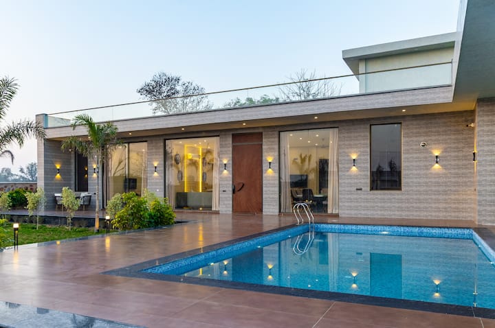 Serene Garden Villa With Private Pool - Manesar