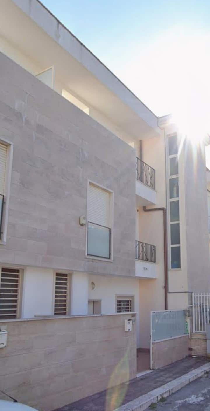 New 3 Bedrooms Apt, 10 Minutes From Bari Airport - Giovinazzo