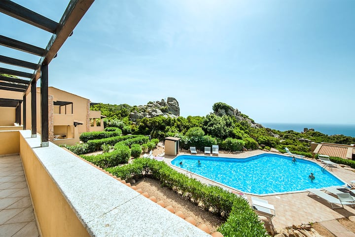 Appartamento Deluxe Vista Mare Con Piscina Gravina - Costa Paradiso