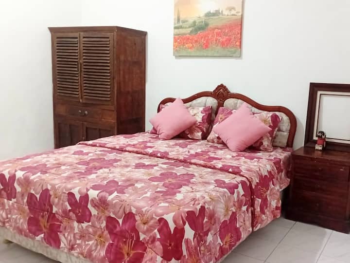 Spacious Unit 2 - Denpasar