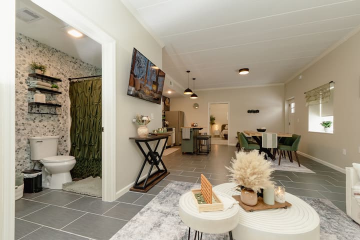 Luxurious One-bedroom Gem Near Conneaut Lake - Conneaut Lake, PA