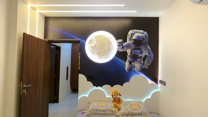 Ultra Luxurious Apartment : A Truly Grand Stay - Vadodara