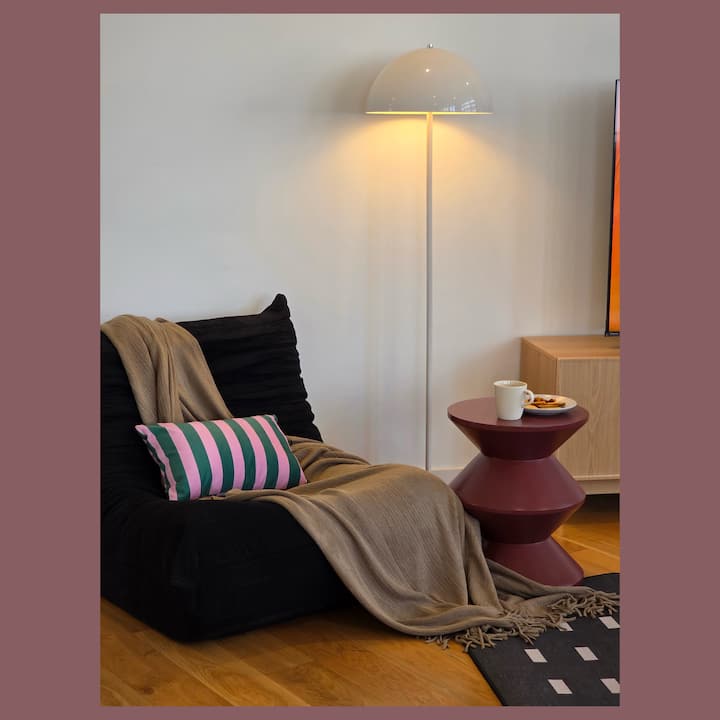 'Panorama' 2-bedroom Apt Near Mq Uni | Pool Gym - Ryde